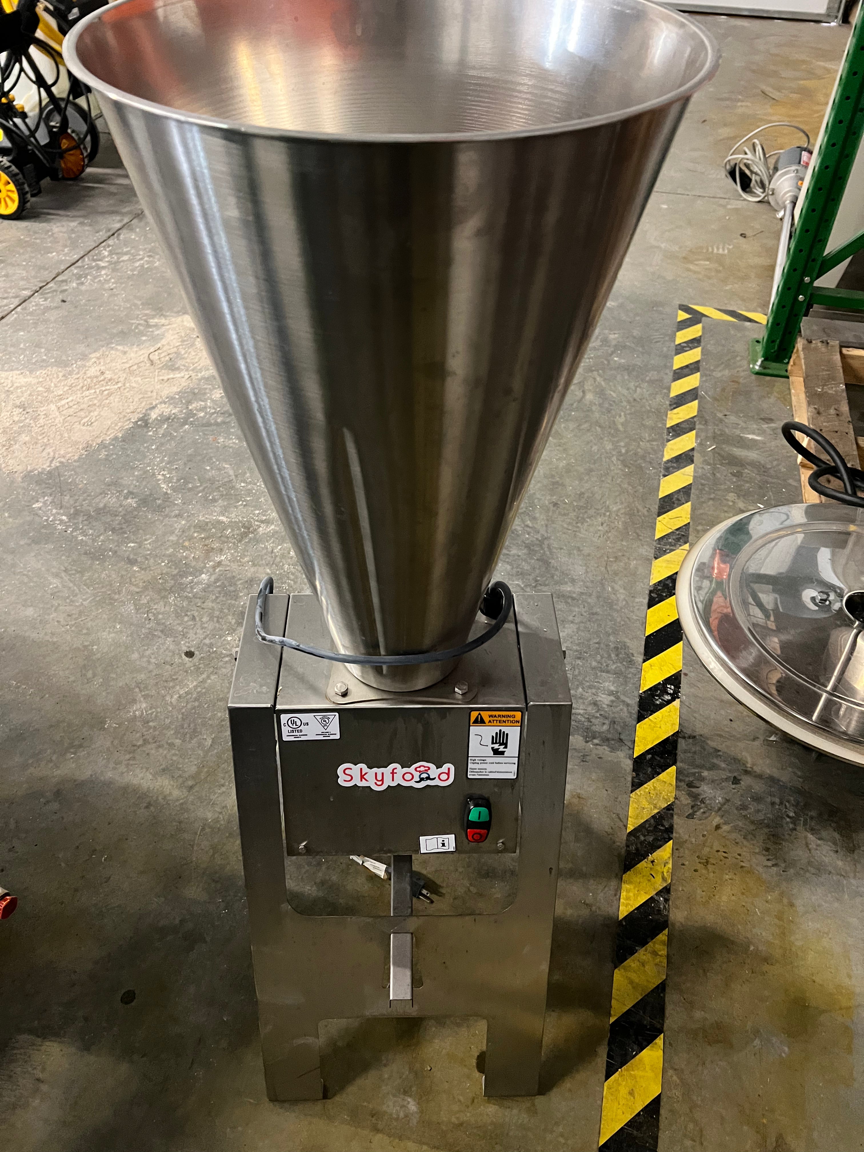 Blender - Floor Blender - Sky Foods LLC LAR25LM3E – BlendPack Innovation